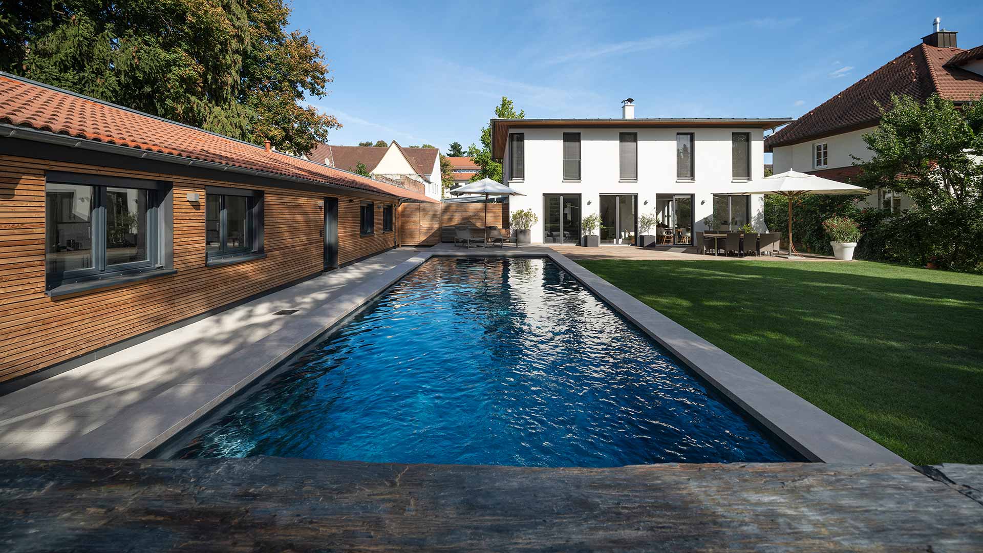 Poolprojekt | Großzügiges Understatement | GFK-Pool Cube 12