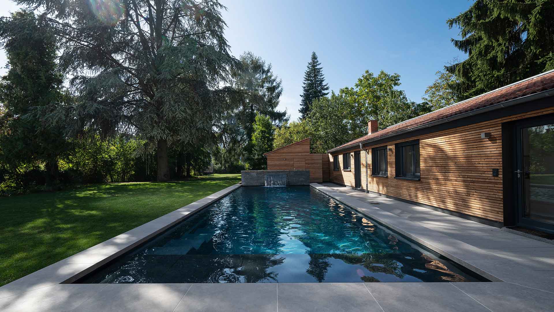 Poolprojekt | Großzügiges Understatement | GFK-Pool Cube 12